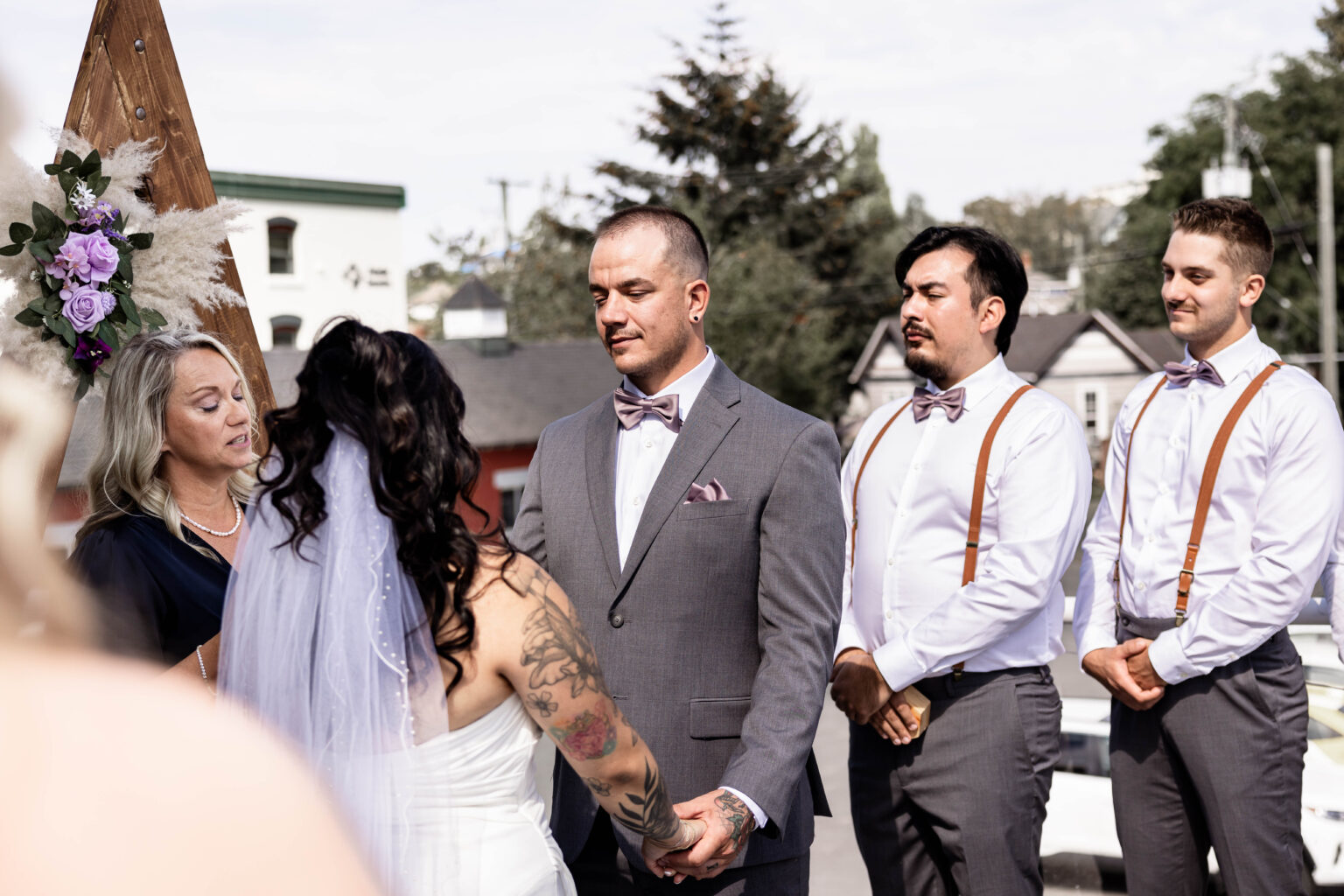 Modern Wedding in Victoria, BC - amandareedphotos.com